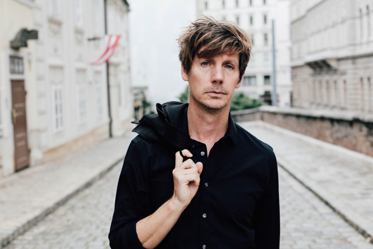 Die österreichische Serie "M - Eine Stadt sucht einen Mörder" mit ...