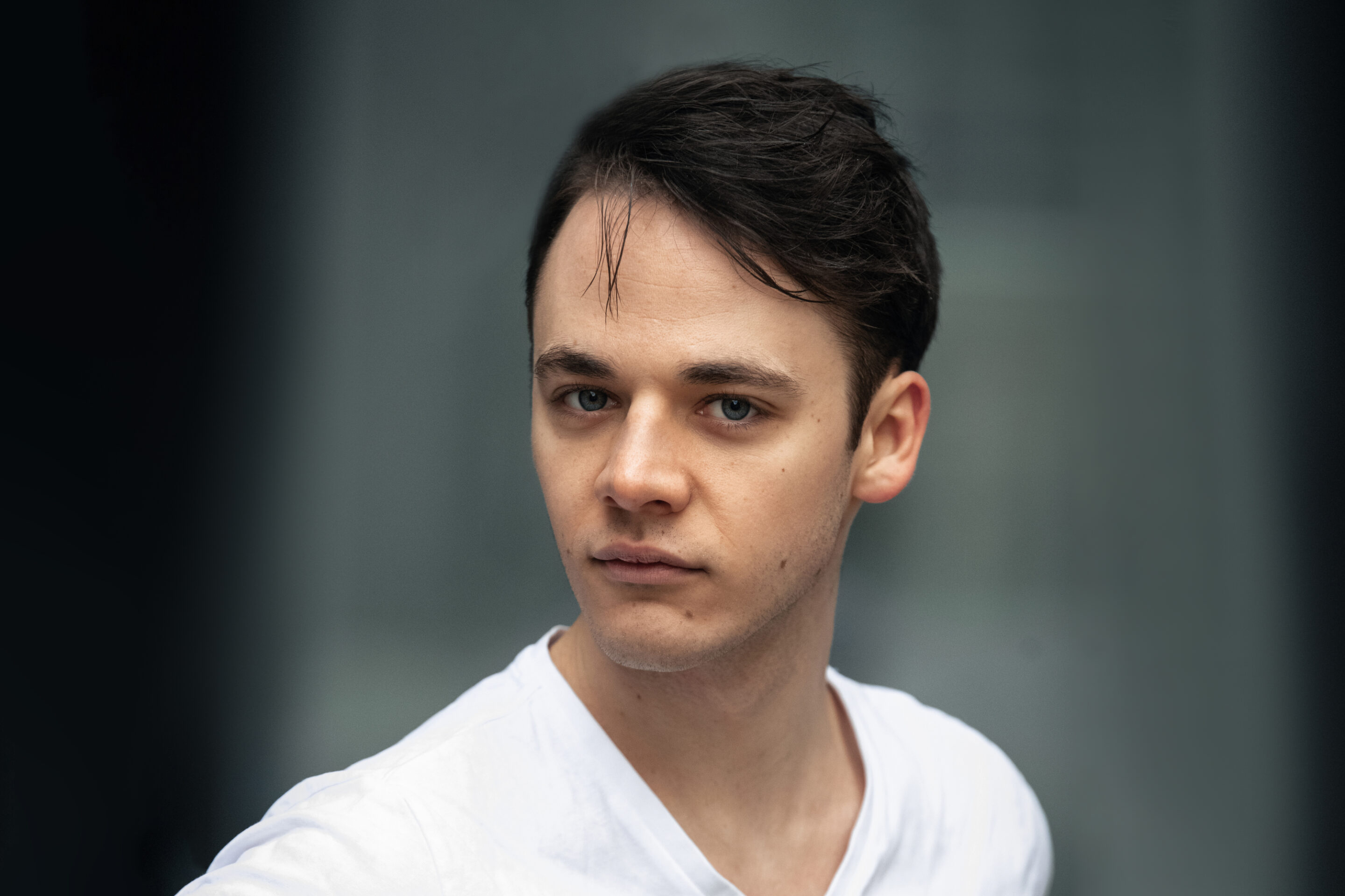 Fabian Hanis - CRUSH agency — Agentur für Schauspiel — BerlinCRUSH ...