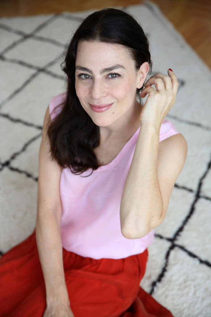 Ruth Rosenfeld - CRUSH agency — Agentur für Schauspiel — BerlinCRUSH ...